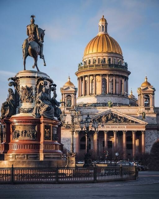 Алмазная живопись "Вид на Казанский собор / Утро в Санкт-Петербурге", 5D, круглая, 40x50 см. Производитель: Brose Art.