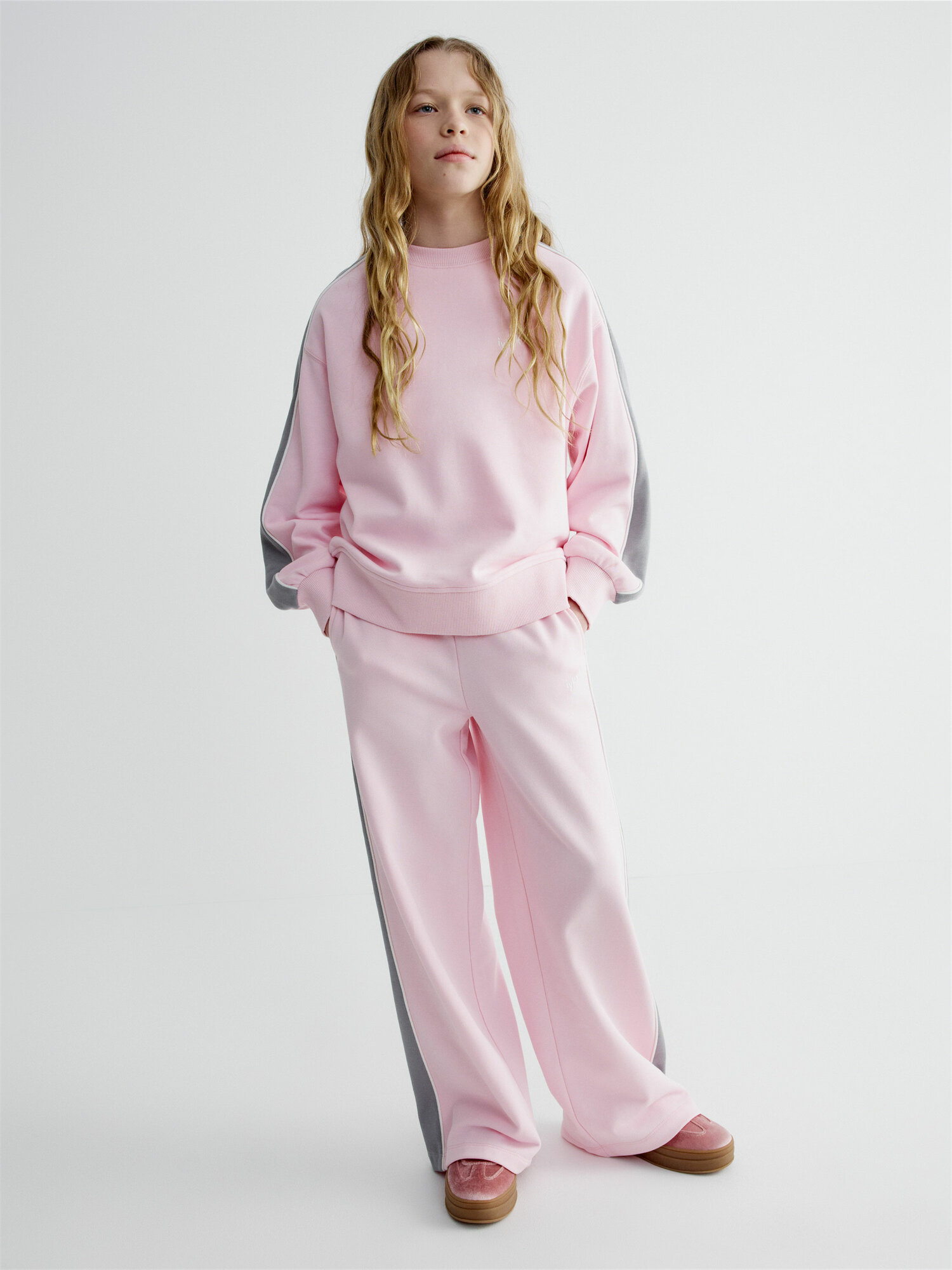 Брюки спортивные