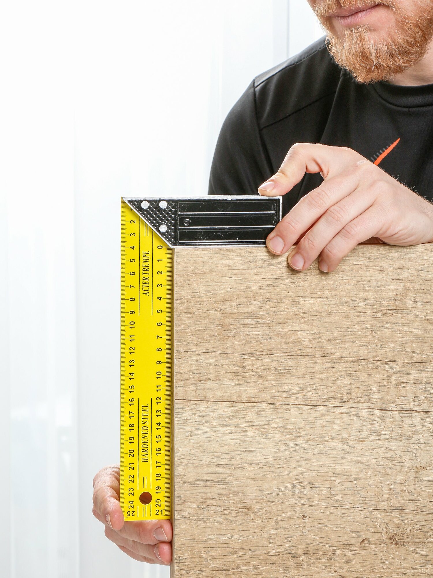 Угольник строительный Bartex R-250, 250 мм, металлический измерительный инструмент для точных работ и разметки