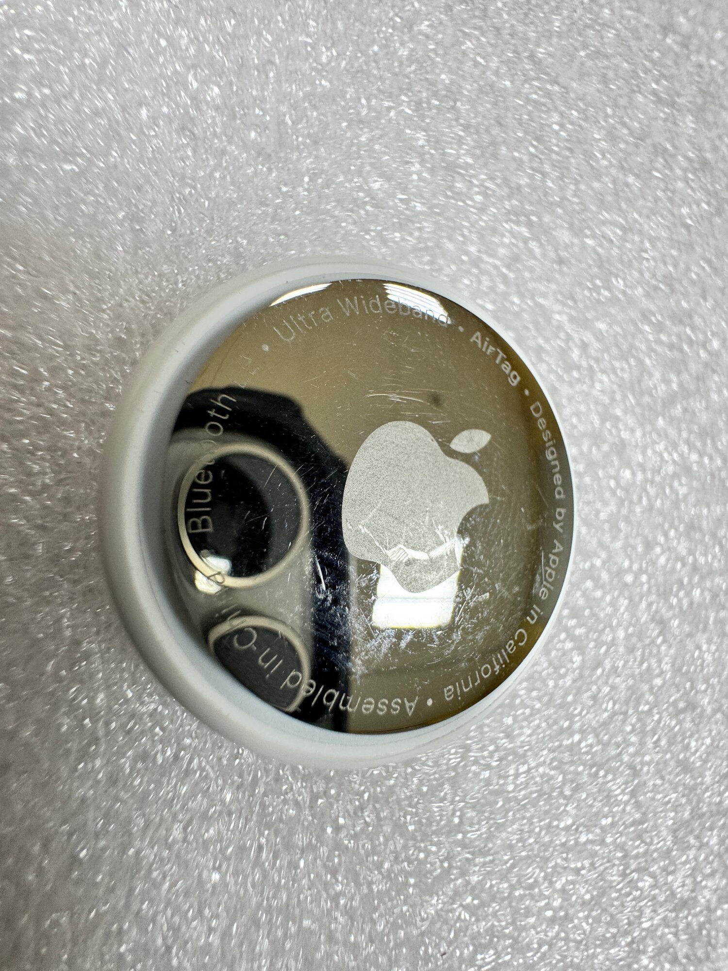 Трекер Apple AirTag белый/серебристый, AirTag iOS 14 и выше, Оригинал