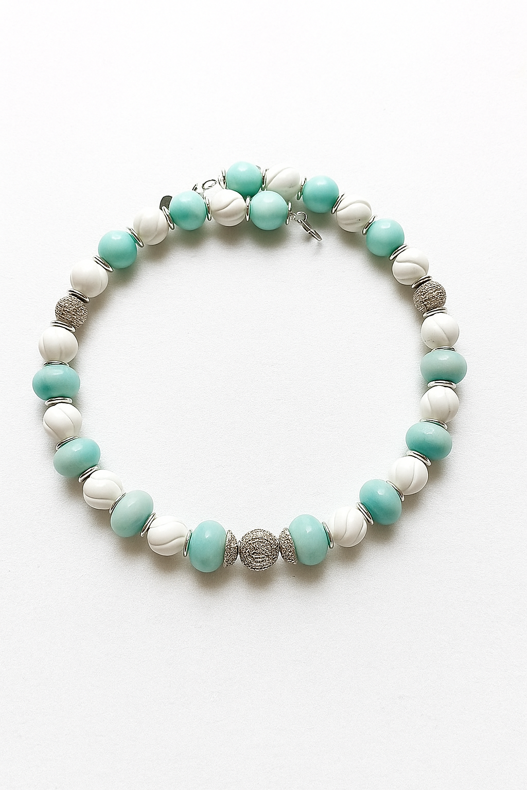 Колье, халцедон, амазонит, перламутр