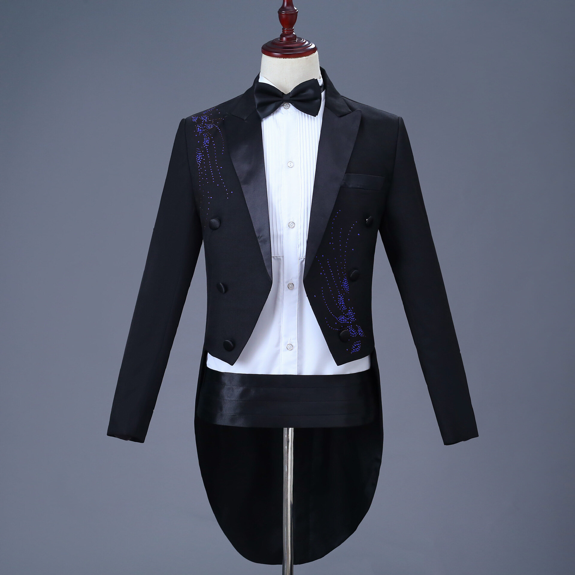 Костюм, мужской, черный, с бриллиантами, королевский синий, размер М, рост 170, вес 120 кг