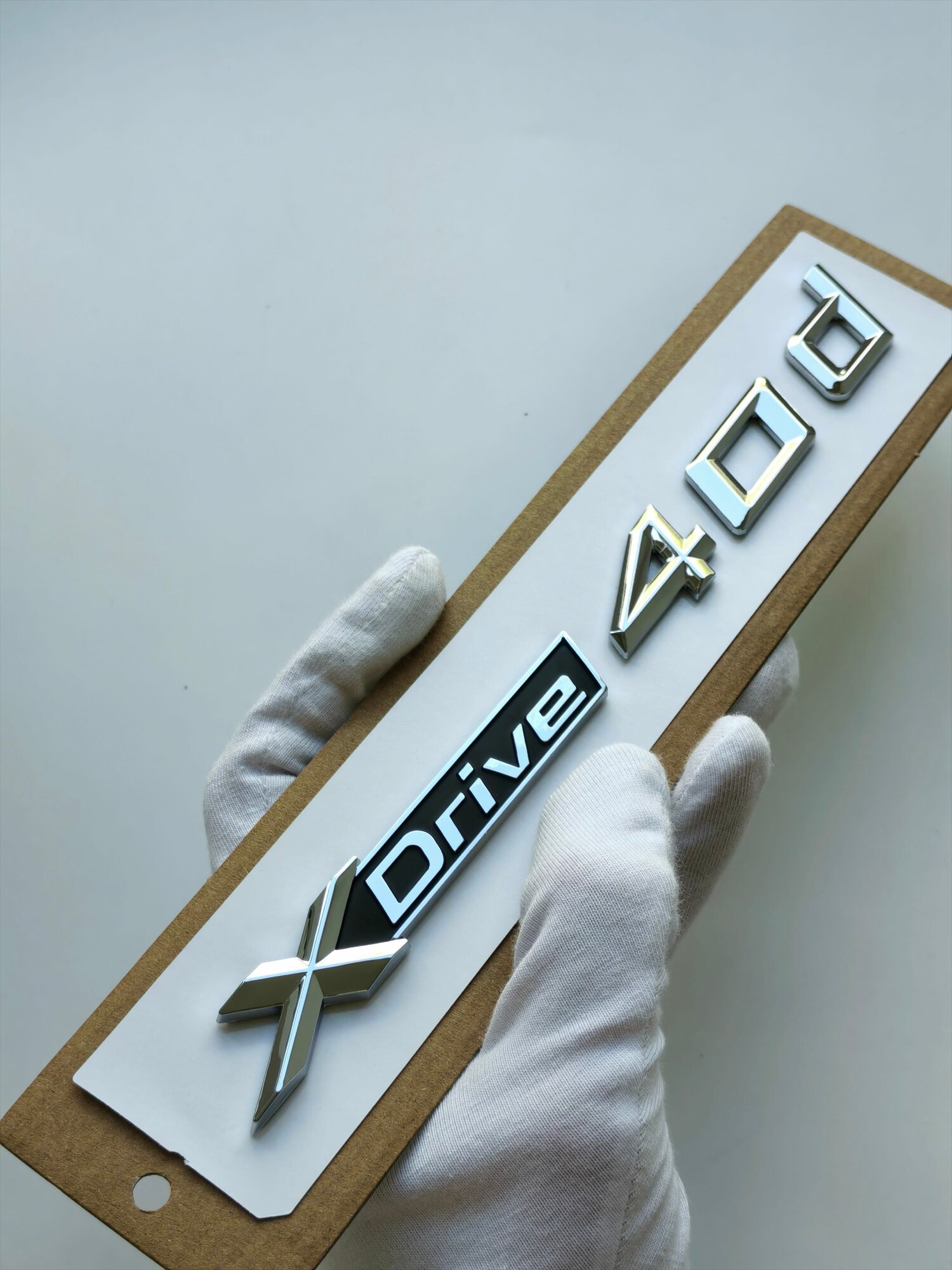 Надпись XDrive40d 190*21 мм шильдик, эмблема BMW, БМВ значок