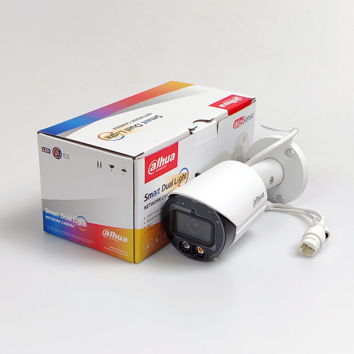 Dahua Сетевая IP камера 4MP POE DH-IPC-HFW2449S-S-IL 2.8MM Smart Dual Light Bullet WizSense