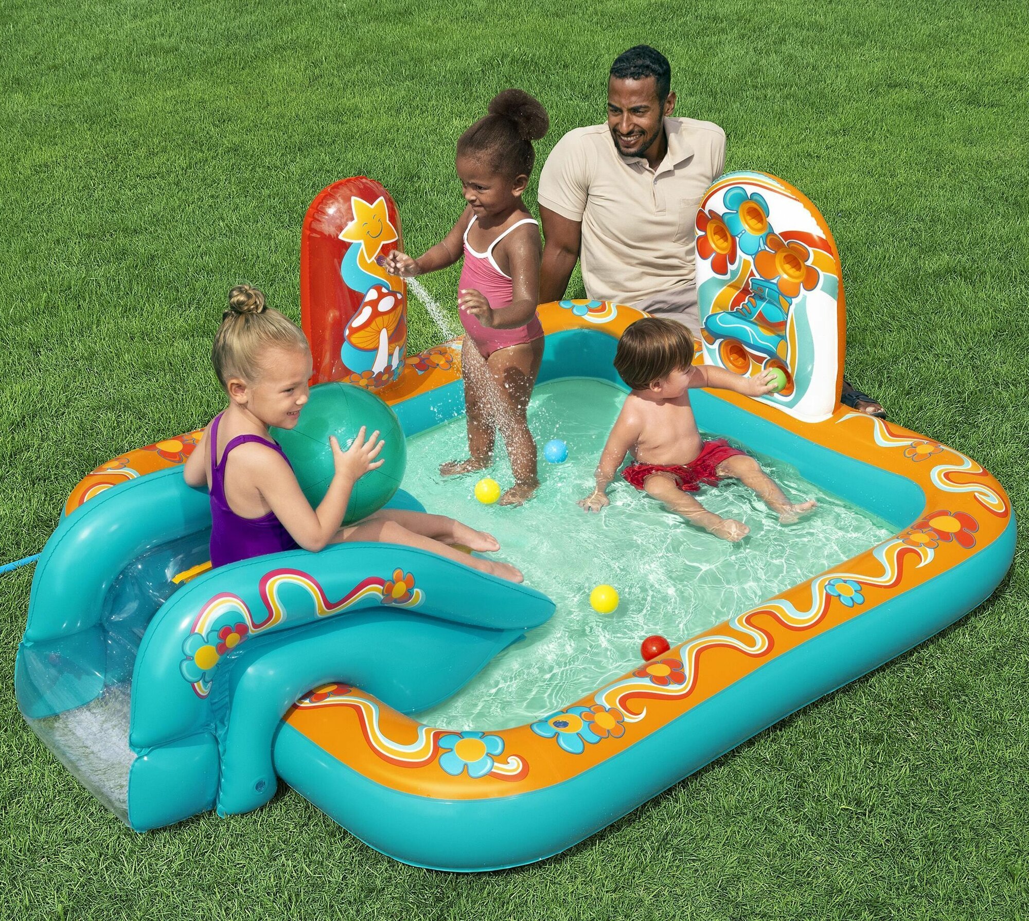 Игровой центр с бассейном