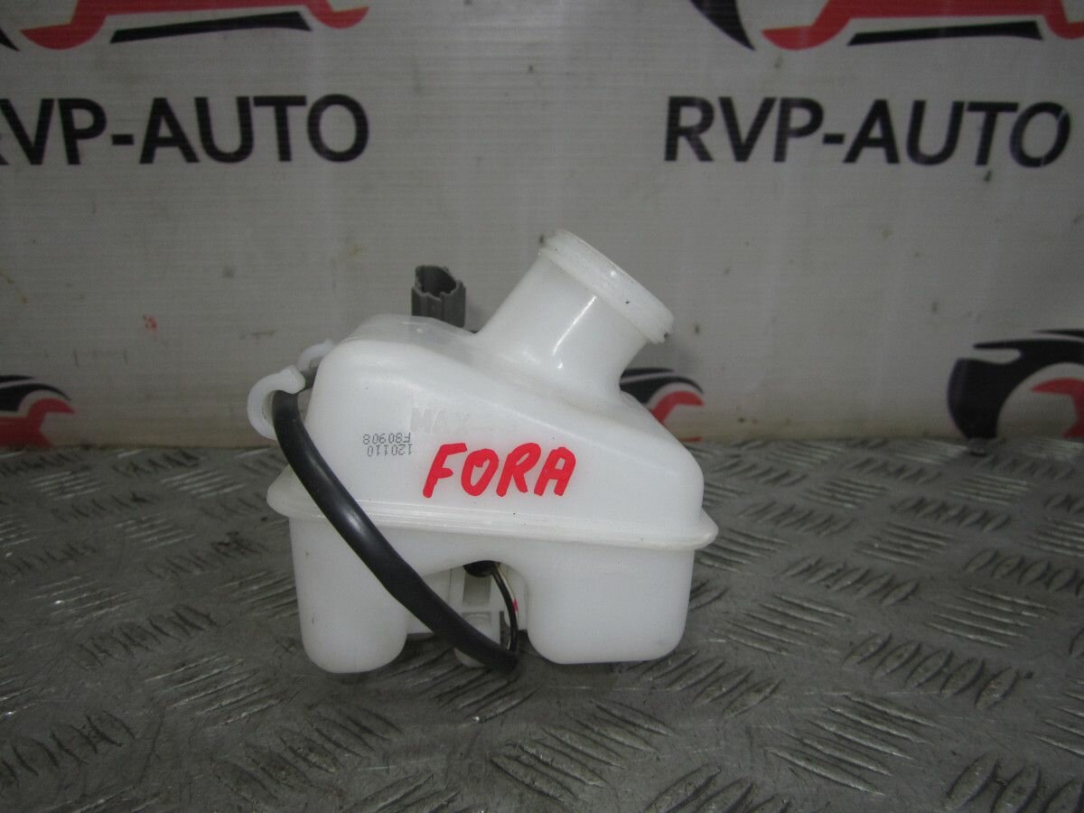 Бачок главного тормозного цилиндра Chery Fora A21 A213505110