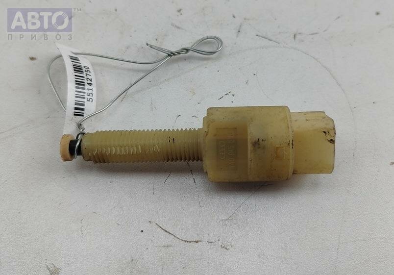 Датчик (включатель) стоп-сигнала Volkswagen Passat B5