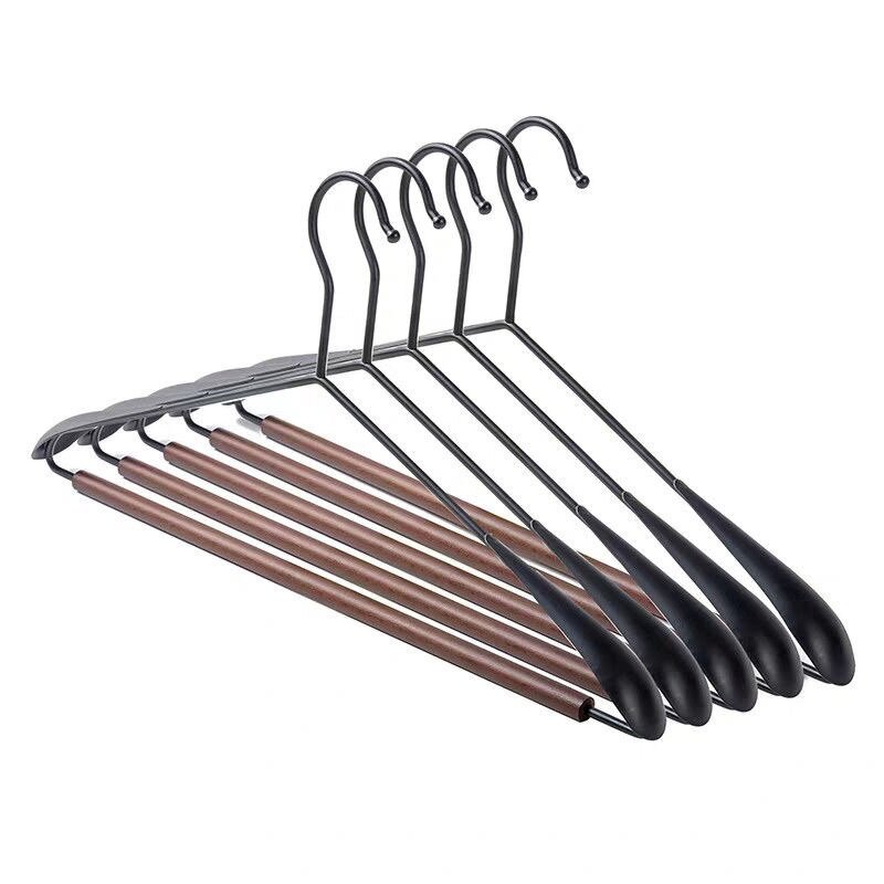 (5 шт) Вешалки из бука, бесшовные сушилки для белья, нескользящие вешалки для одежды, рекомендованные организатором, специальные широкие плечики с нескользящей несущей способностью для бытовых шкафов