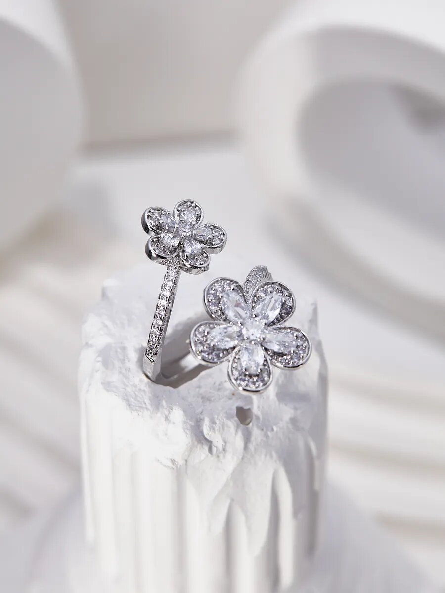 Кольцо, фианит, циркон, кристаллы Swarovski