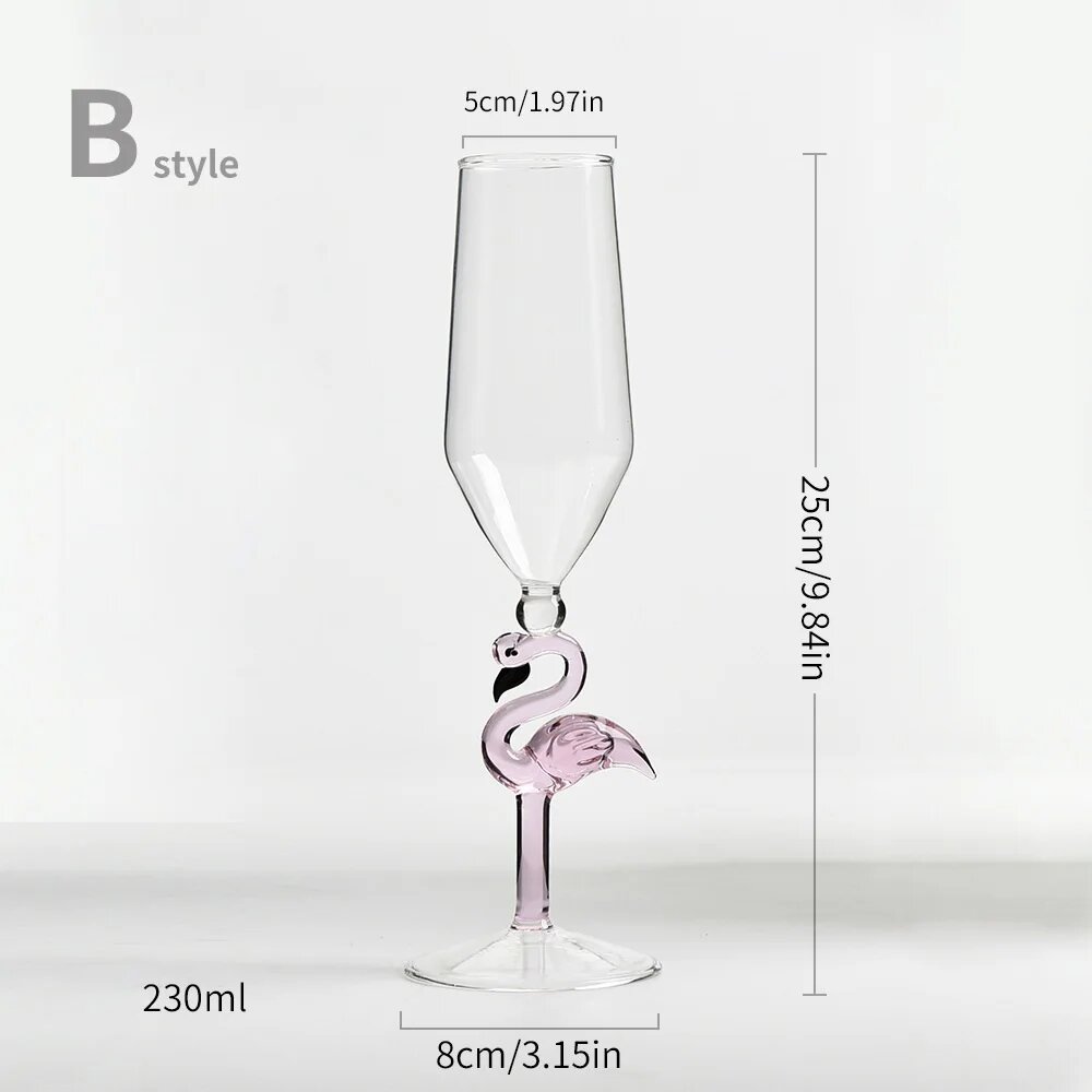 Розовый стеклянный бокал с фламинго