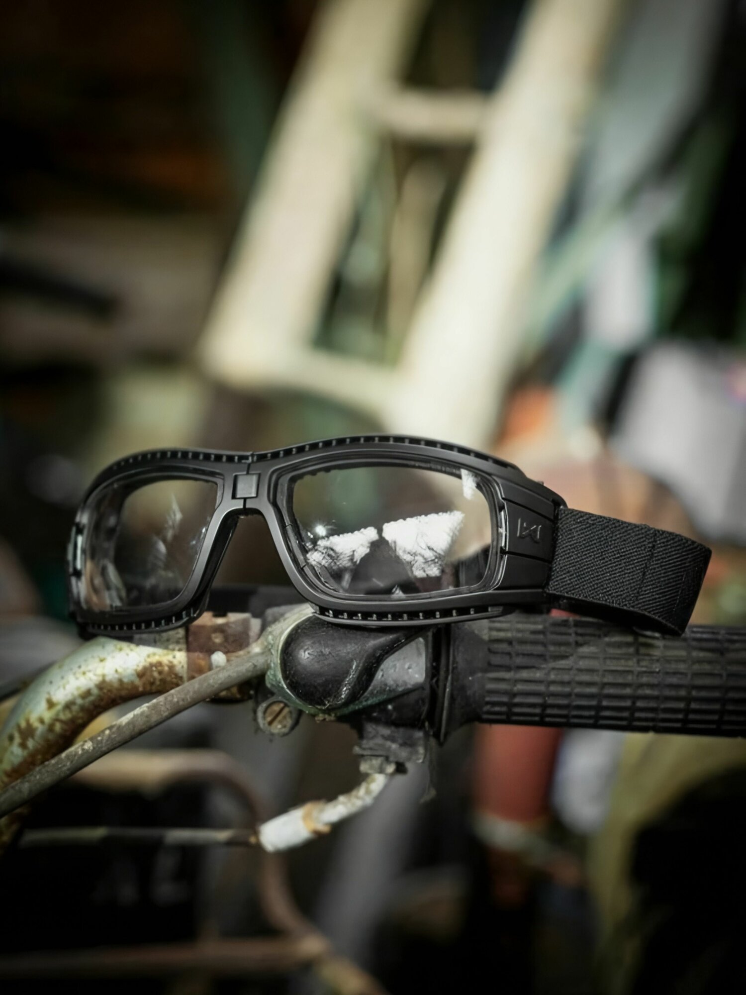 Баллистические очки Wiley X LYNX 1501 Grey/Clear Lenses Black Frame