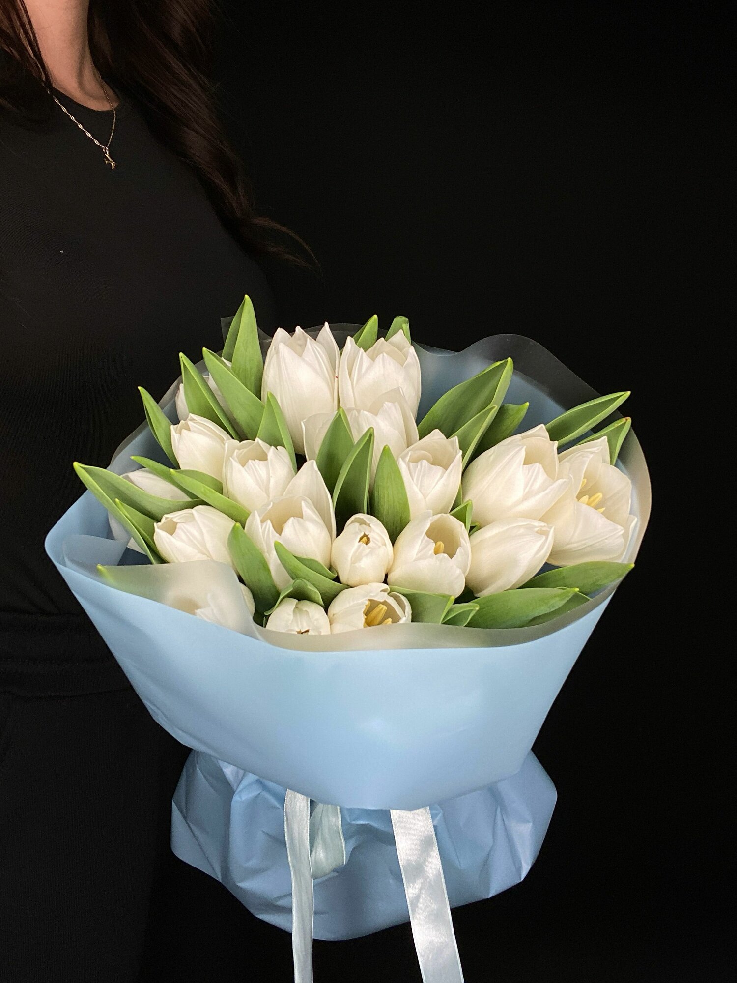 Белые тюльпаны