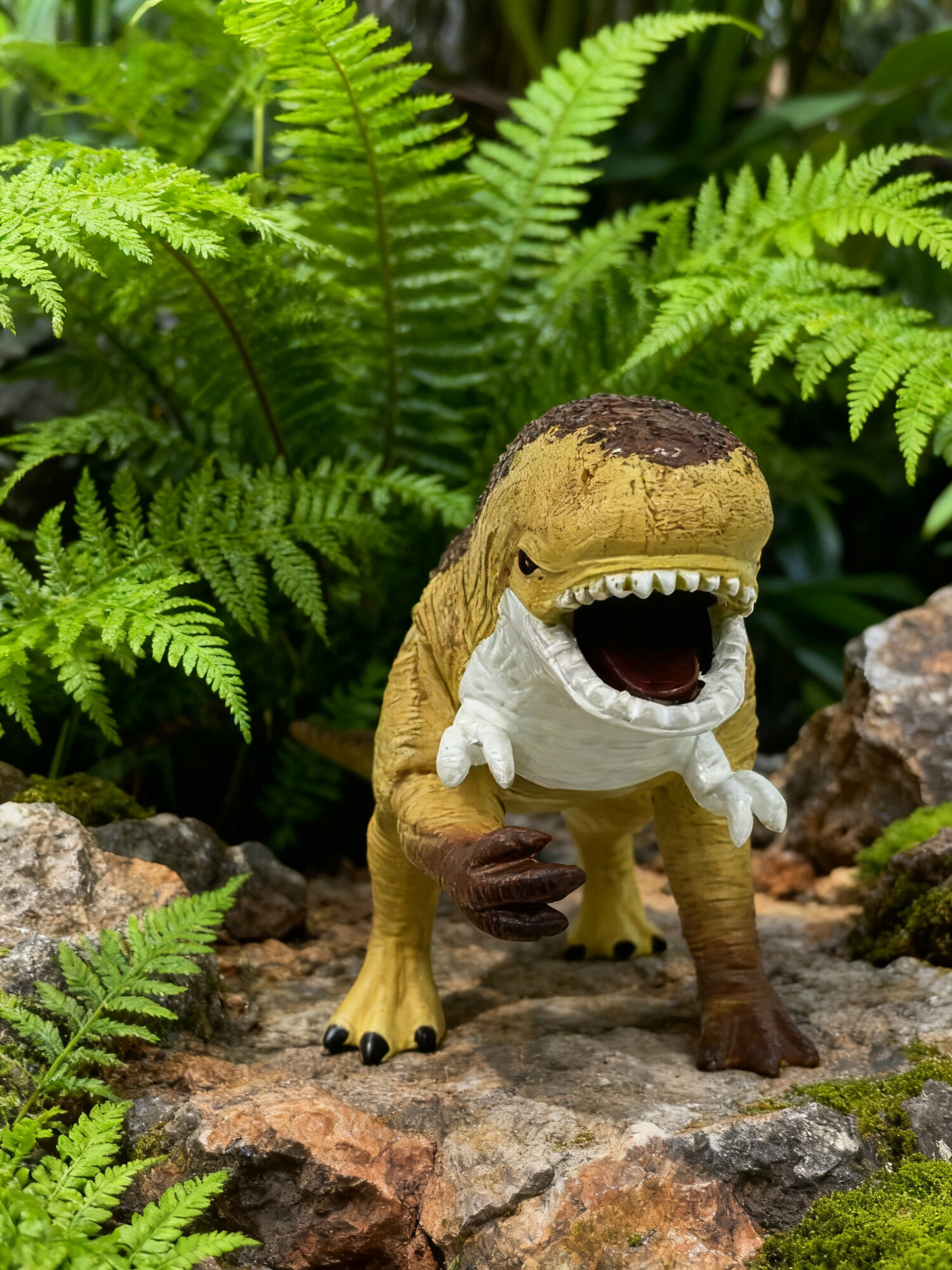 Фигурки Mattel Jurassic World Distortus Rex - это 13cm