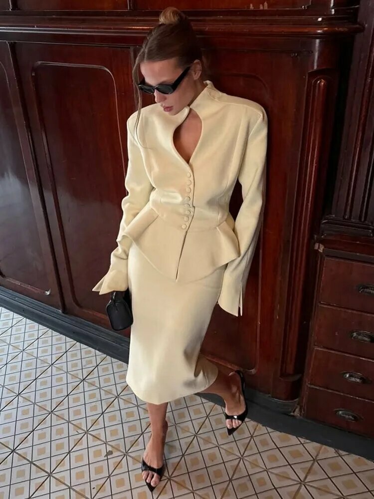 Костюм классический Massimo Dutti /Вечерний пиджак приталенный с баской