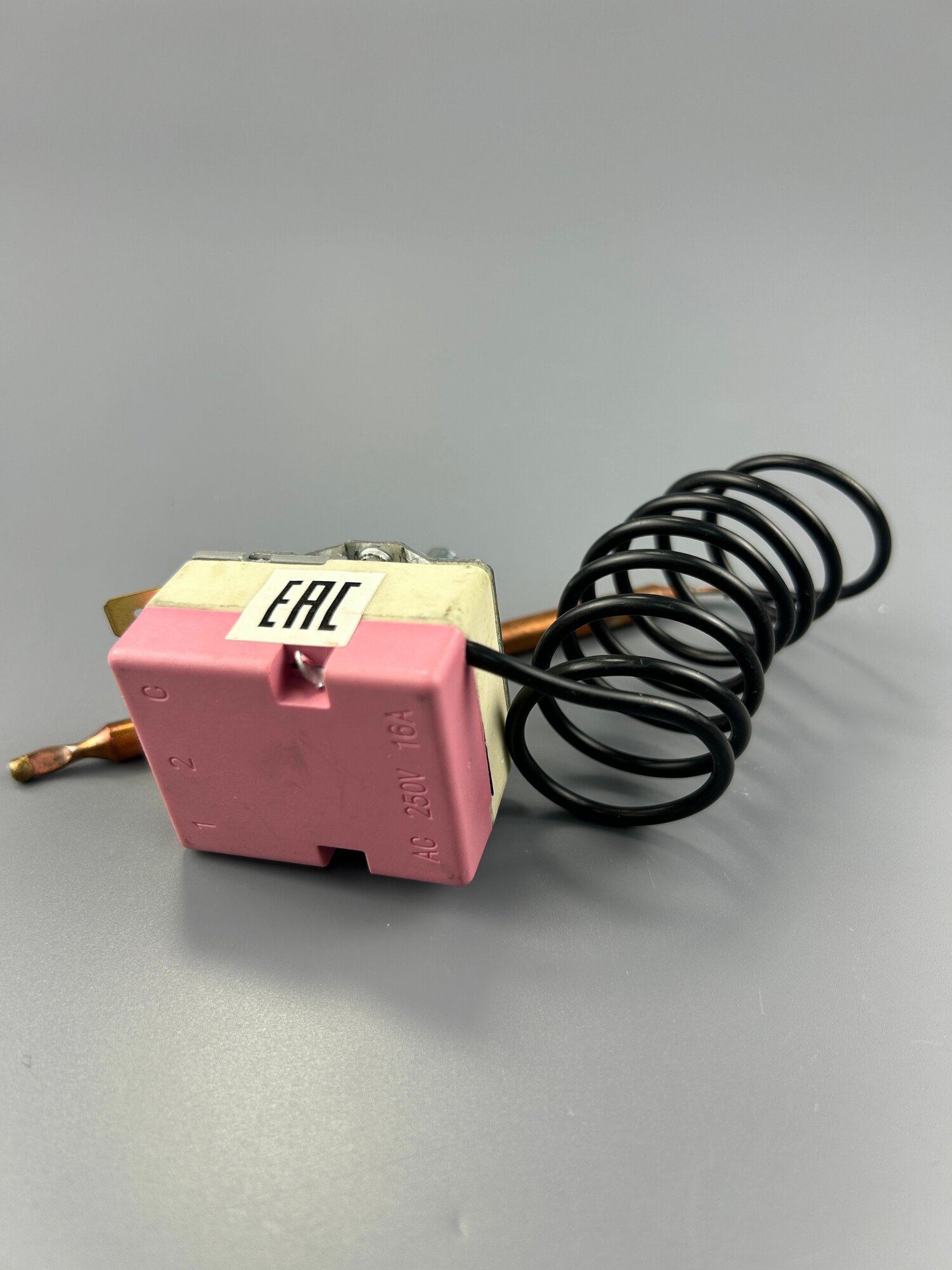 Термостат капиллярный регулируемый 40-77C TF-77 16A/250V L-0,7 мм