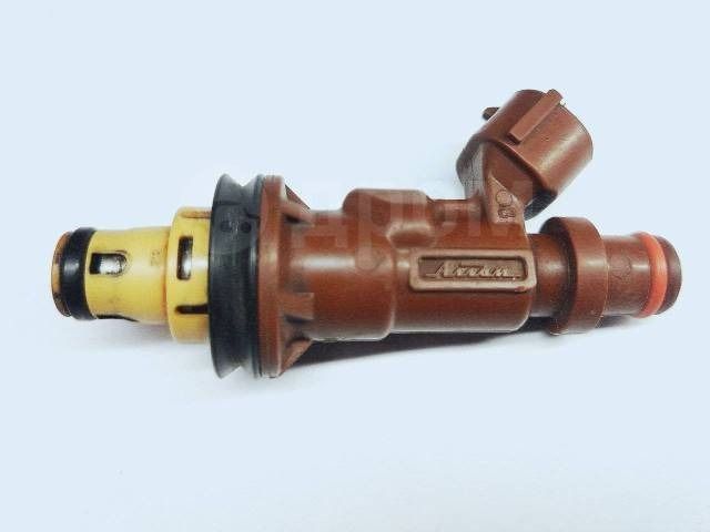 Форсунка топливная Toyota 5VZ-FE Б/У с пробегом