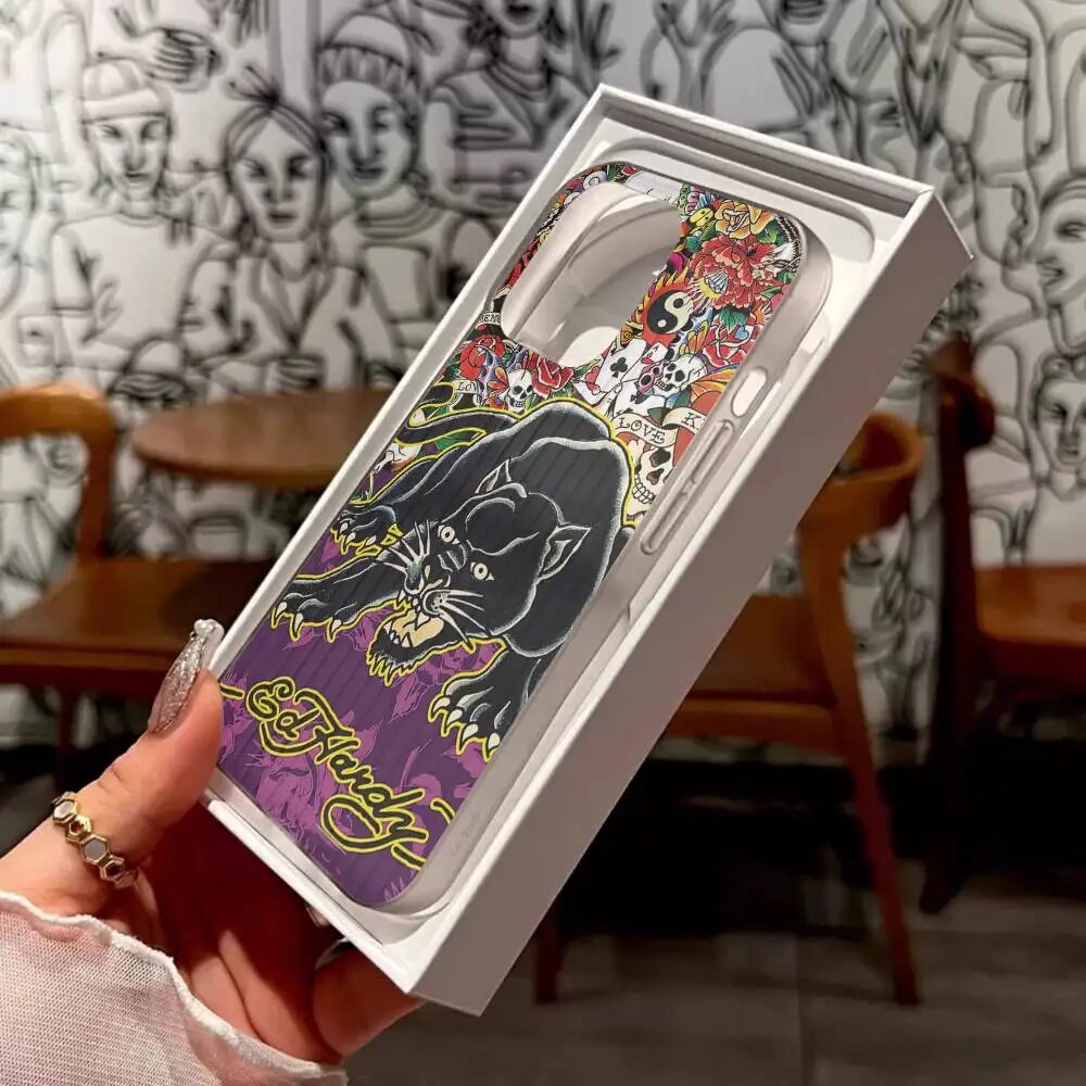 Чехол Ed Hardy для iPhone 16, цвет z5