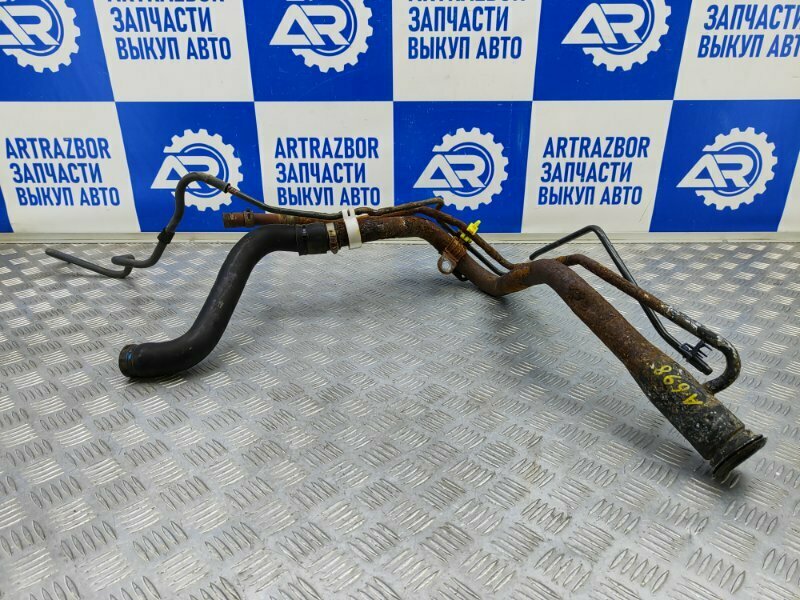 Б/У Горловина топливного бака Toyota Auris E150 / Тойота Аурис E150 1.6 1ZRFE 124 Л.С 2007