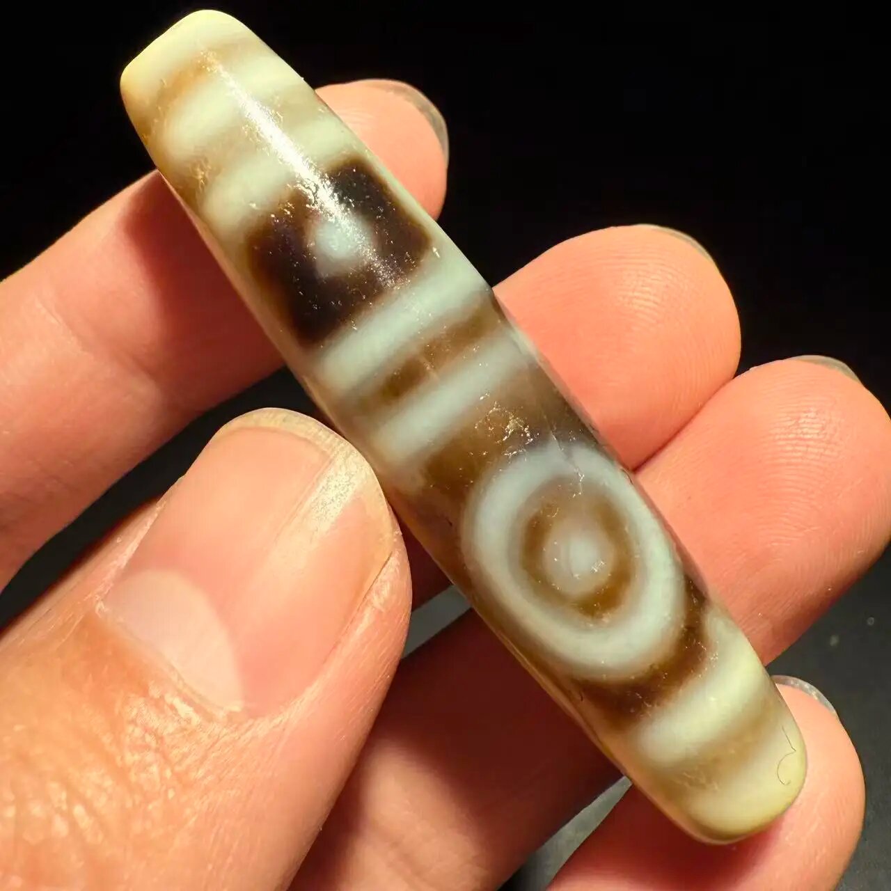 Тибетский агат дзи бусина 4 глаза 58.7x13.1 мм