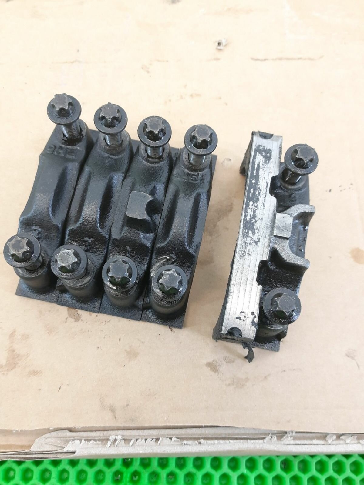 Бугель коленвала ДВС Opel Astra H Z18XE 95524448