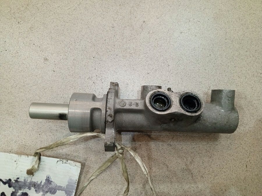 Цилиндр тормозной главный от Ford Mondeo 3 2000-2007