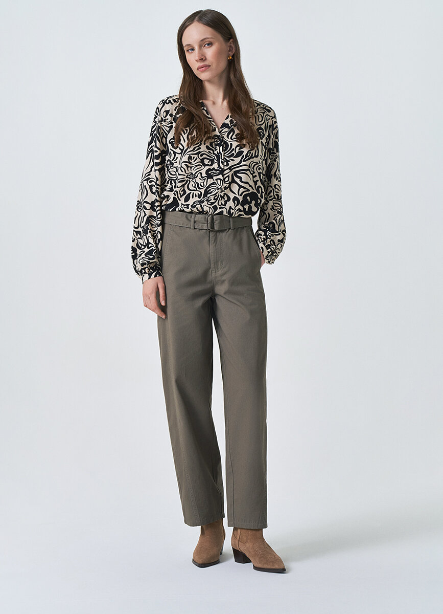 Брюки классические