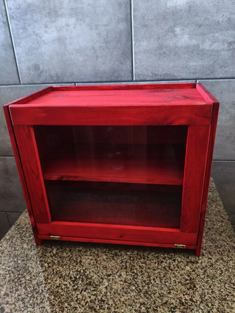 Хлебница массив дерева "Красное дерево"