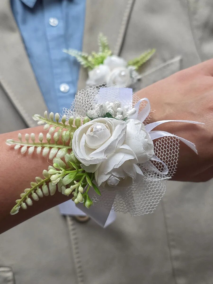 Набор: бутоньерка и браслет для жениха и невесты на руку и пиджак, комплект для свидетелей и гостей на свадьбу¶