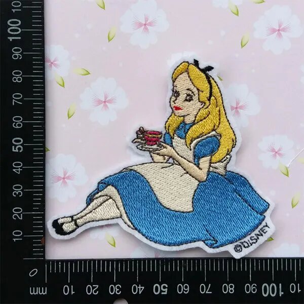 Нашивка Disney Алиса в Стране Чудес Sky Blue Alice