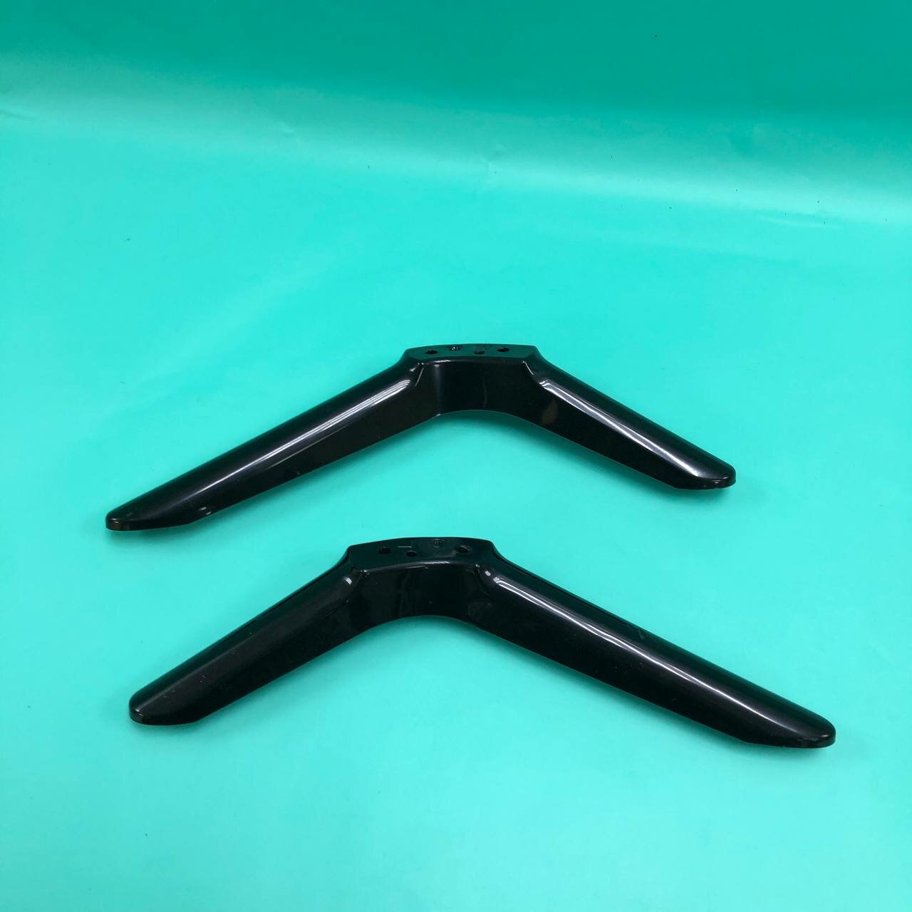 Ножки подставка DIGMA DM-LED40SBB25