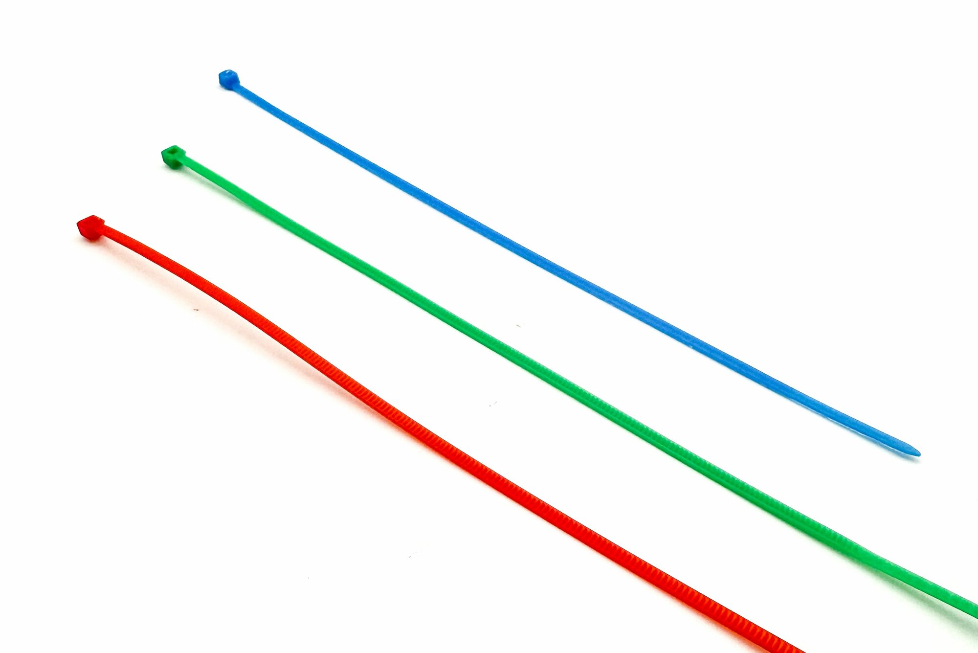 Стяжки нейлоновые 5х500 (100 шт) зеленые, 1 упаковка Мир хомутов
