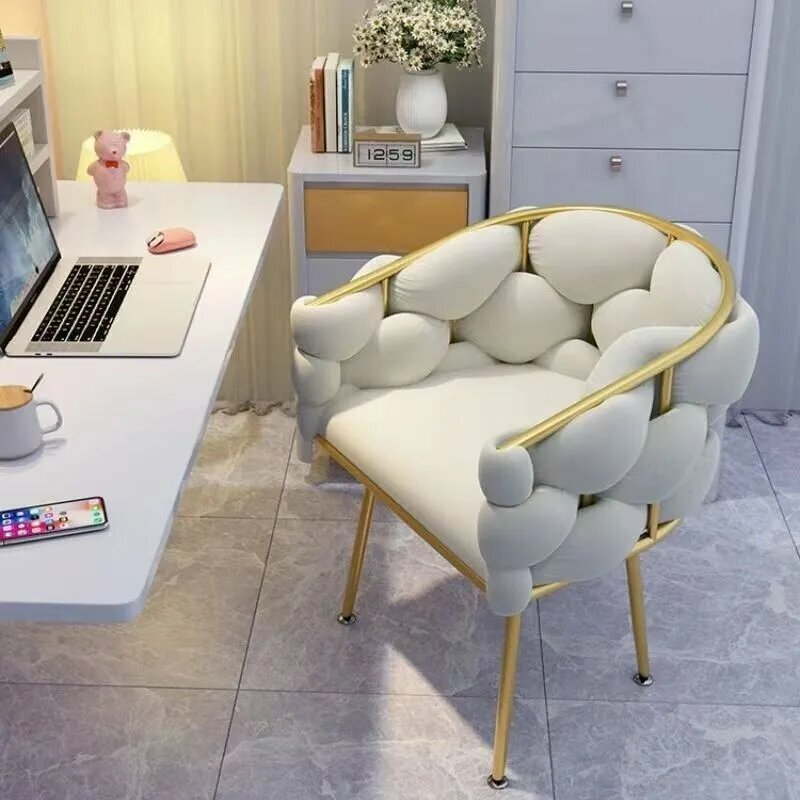 Кресло для макияжа "Лепестки", вельвет, золотисто-бежевое, мягкое, 53 см х 45 см x 74 см