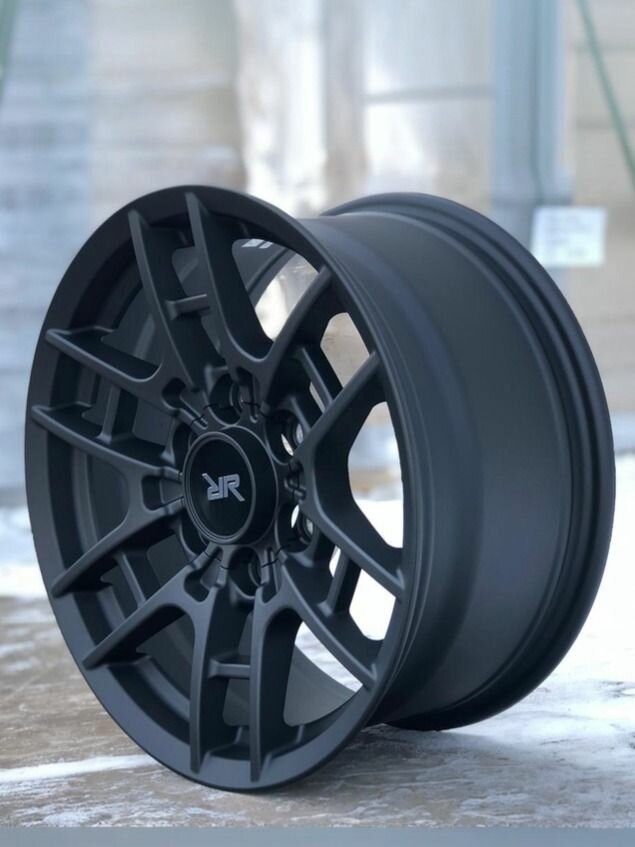 Диски автомобильные RR CSSD9363 17*8,0 6*139,7 ET25 106,1 BLK/M