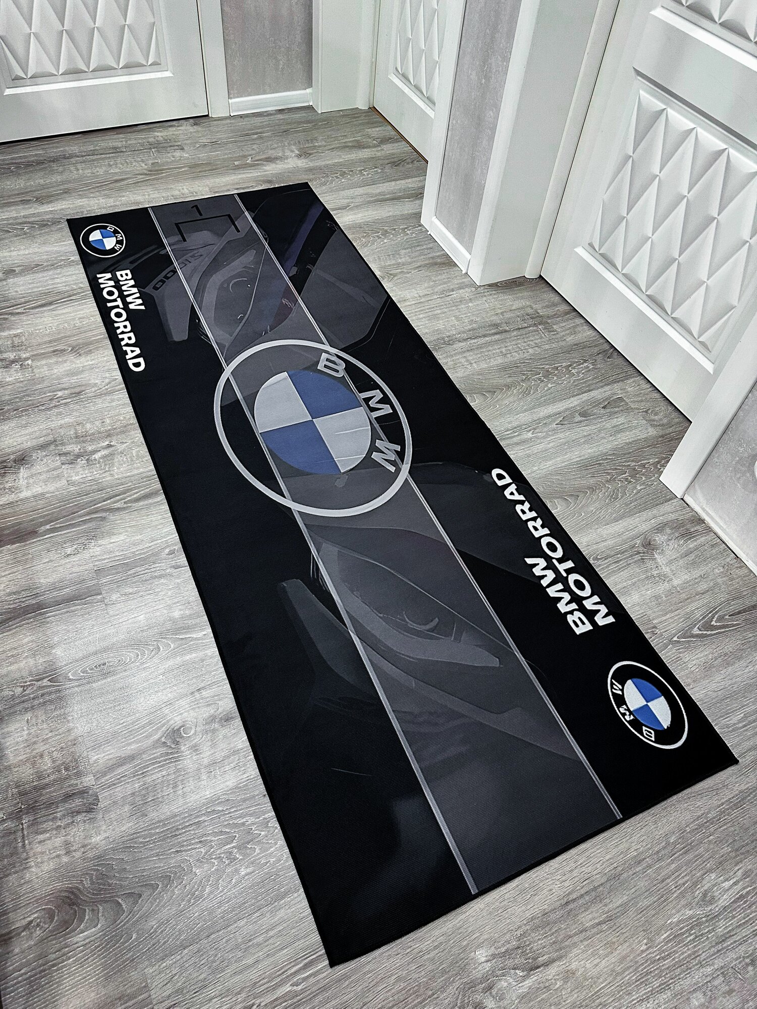 Коврик под мотоцикл BMW