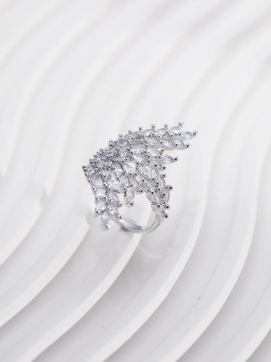 Кольцо, фианит, циркон, кристалл