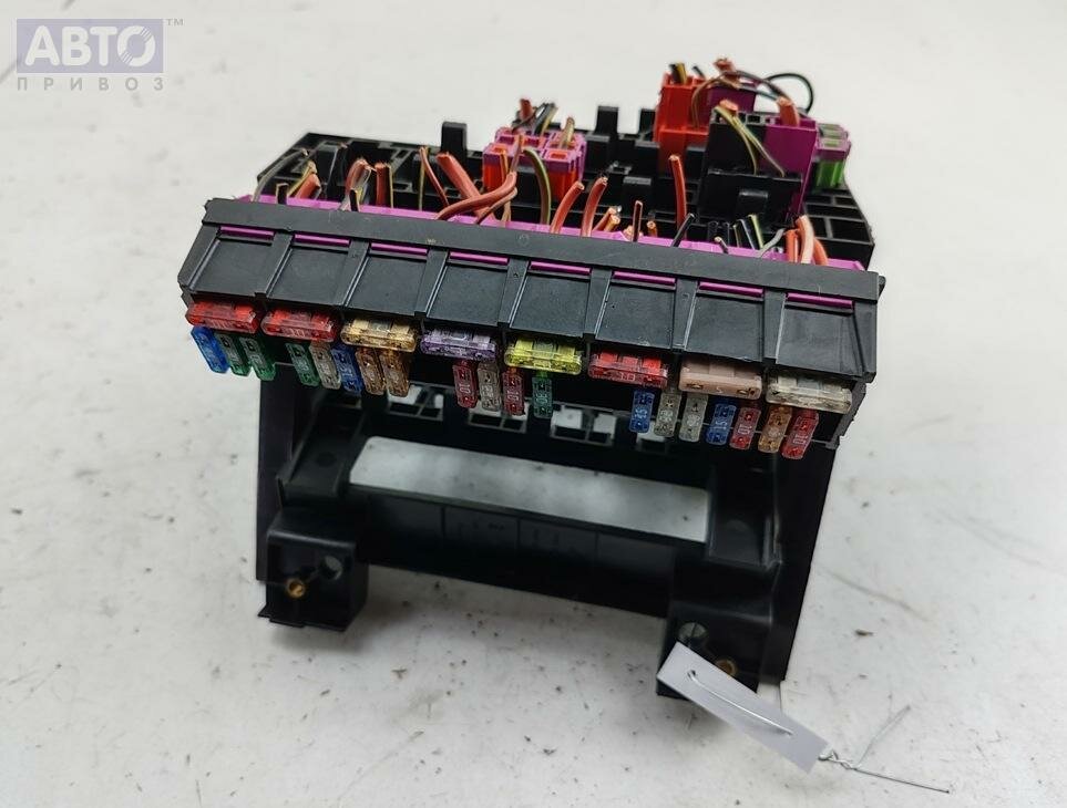 Блок реле Seat Alhambra (2000-2010)