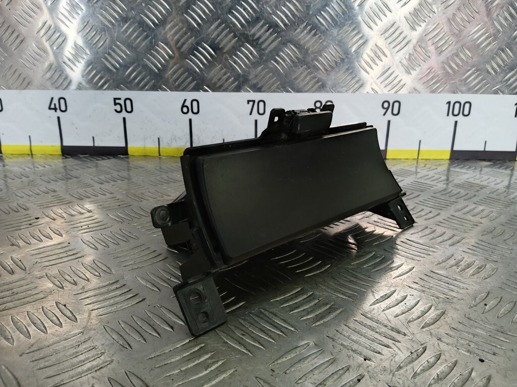 Ящик передней консоли Б/У для SUZUKI Grand Vitara II (2005—2008) 7384065J00CZN