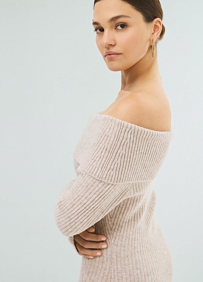 Платье Осень-зима 2025