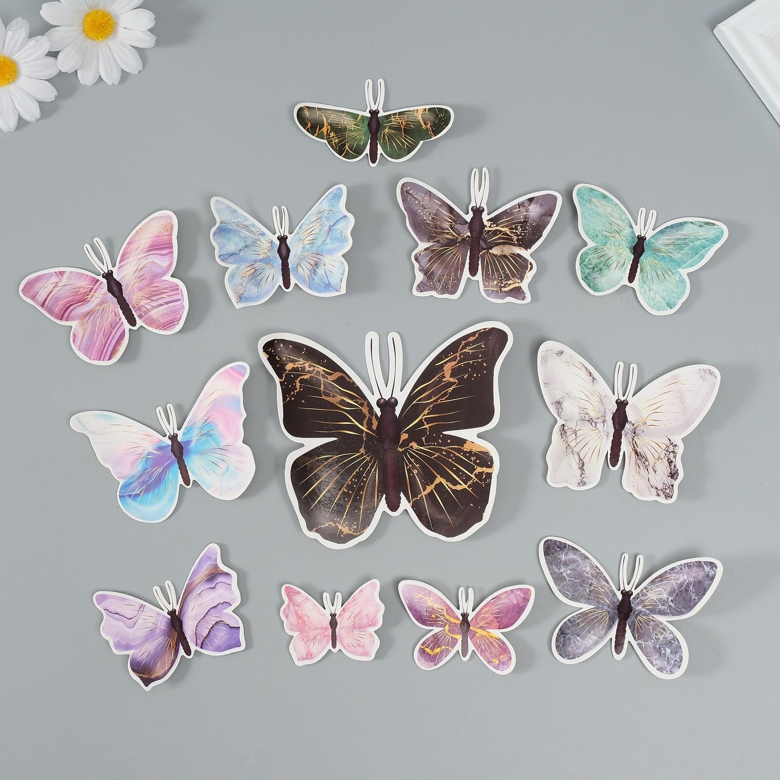 Набор магнитов на холодильник 12 шт, бабочки, картон