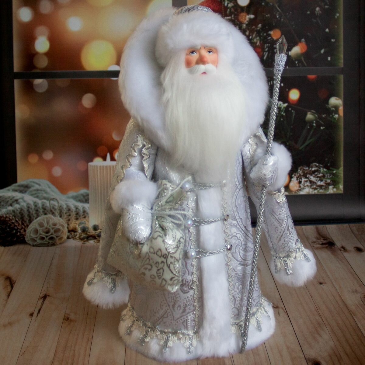 Фигурка Кукла Русский Дед Мороз ручной работы в шубе серебро 32см