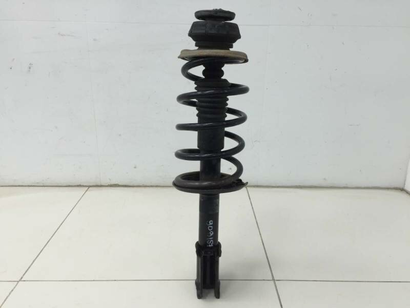 Амортизатор передний Renault Sandero 2009-2014