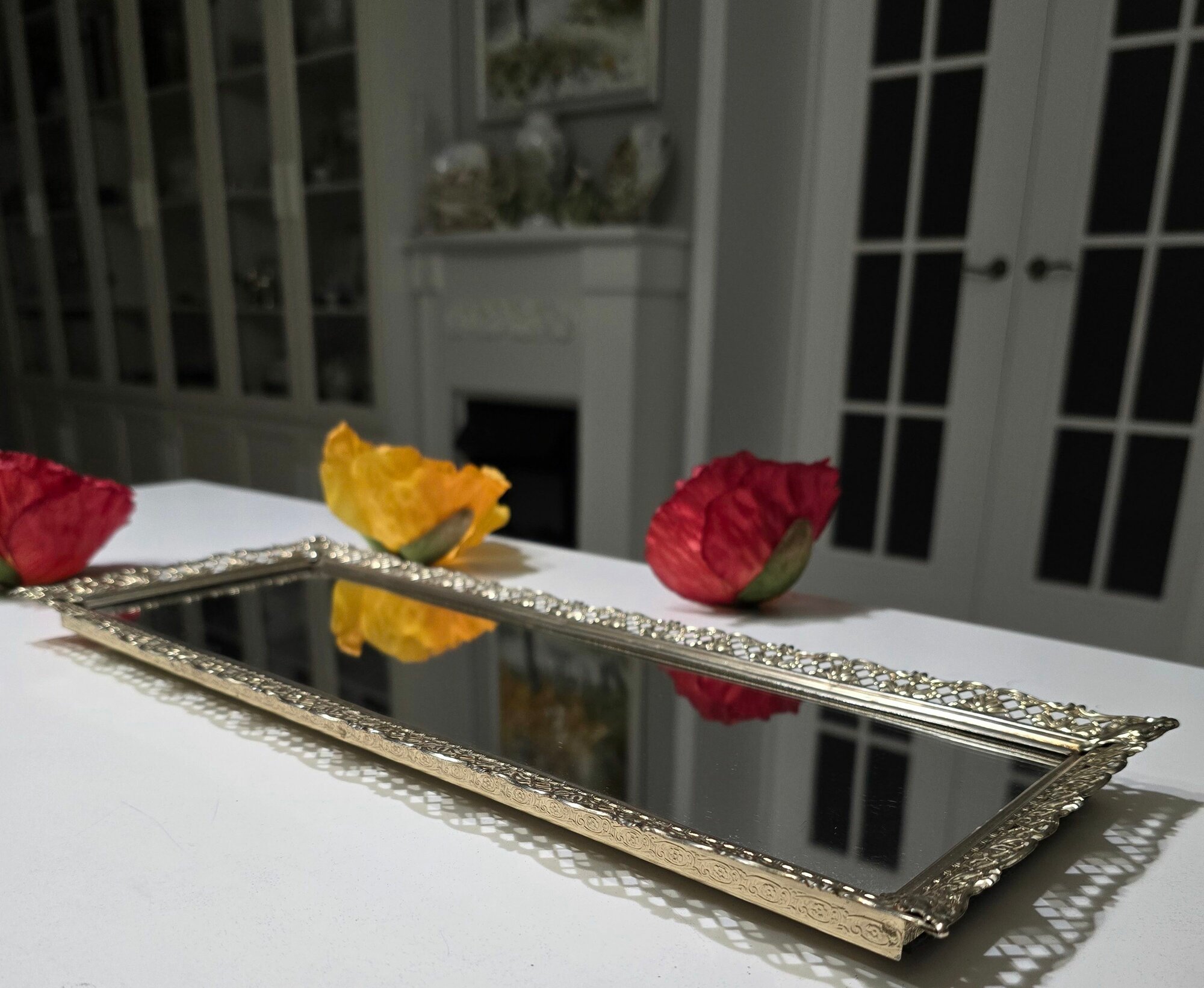 Старинный зеркальный поднос