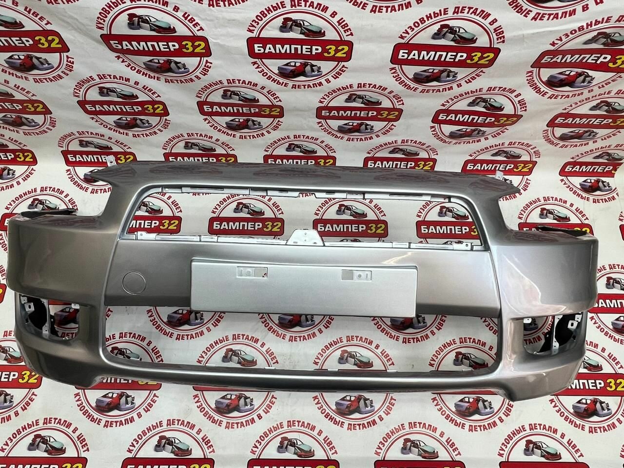 Бампер Митсубиси Лансер 10, цвет Серебристый А31
