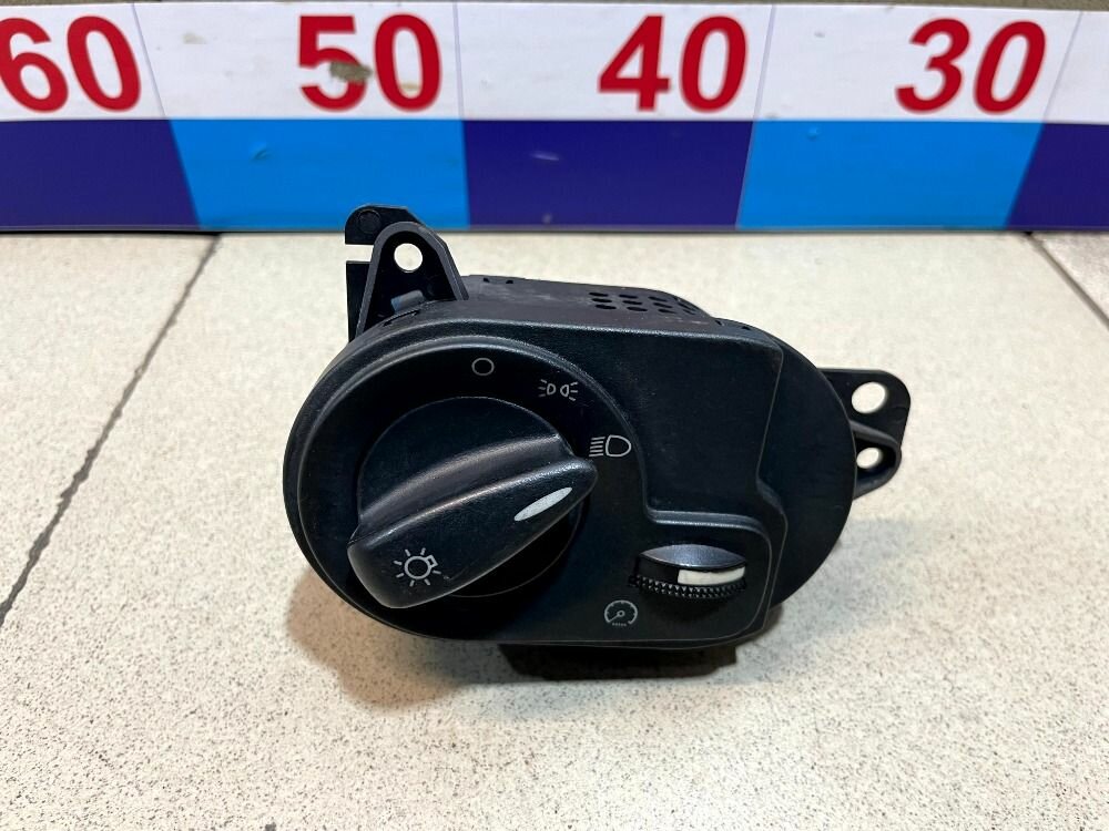 Переключатель света фар Ford Focus I