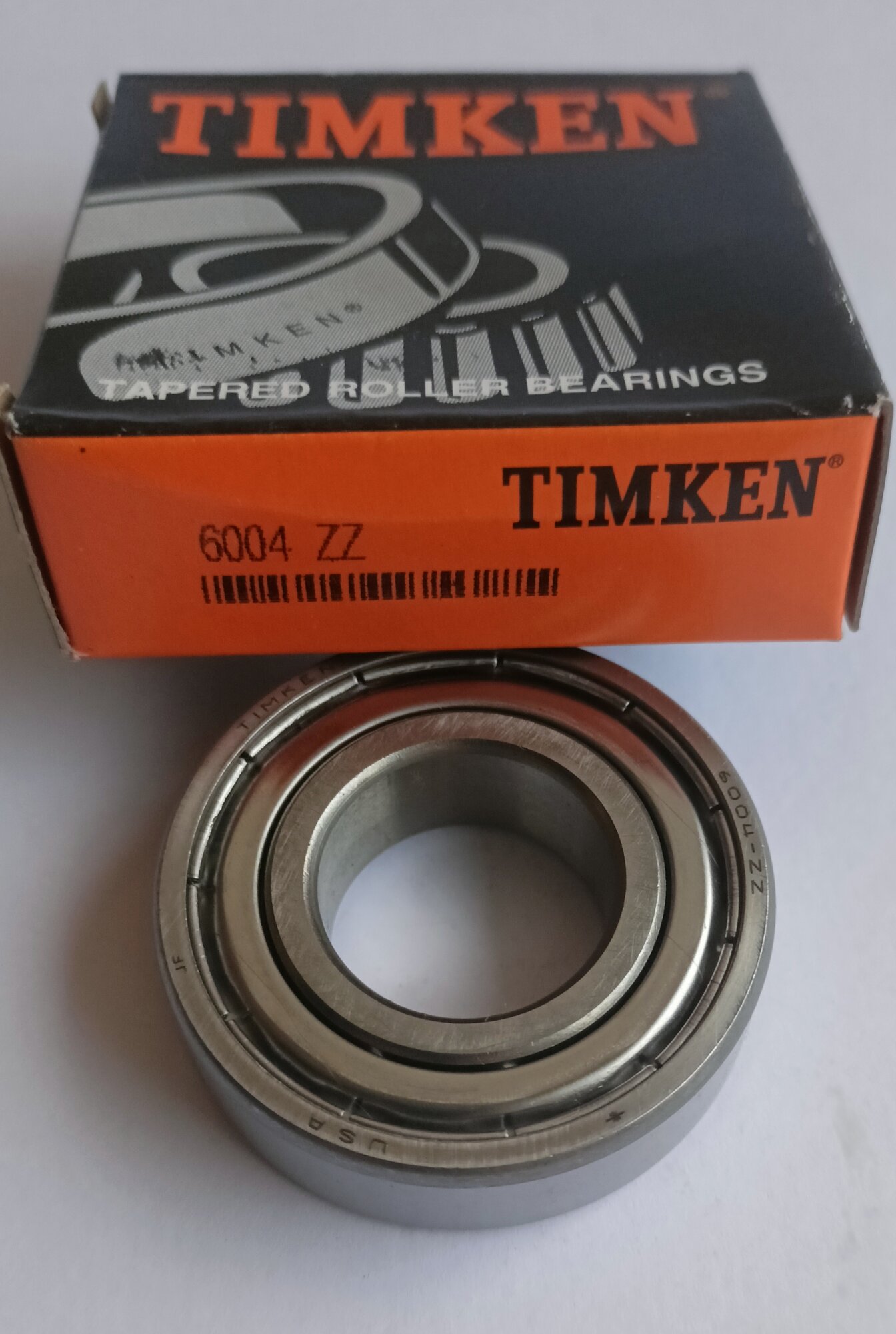 Подшипник TIMKEN 6004 ZZ шариковый радиальный цилиндрический (20х42х12)