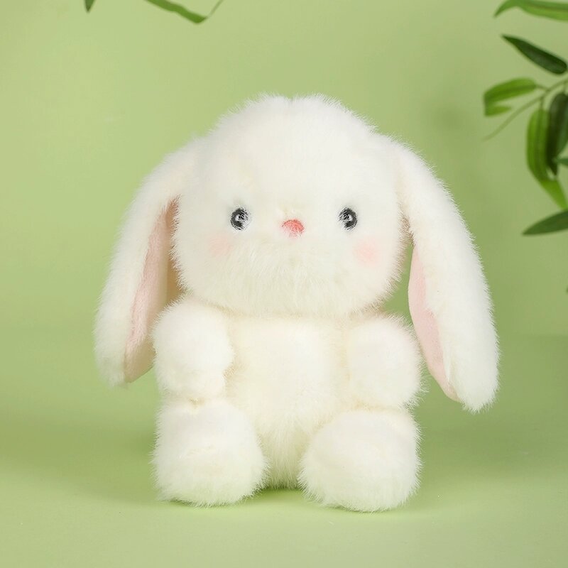 Плюшевая игрушка: кролик, слон, черепаха, милая кукла-капибара – подарок для друзей Белая кукла-зайчик