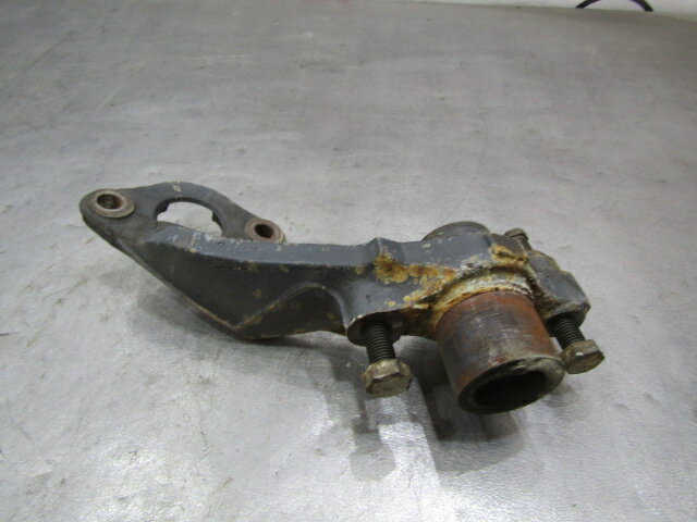 Кронштейн энергоаккумулятора передний правый Scania 6-series