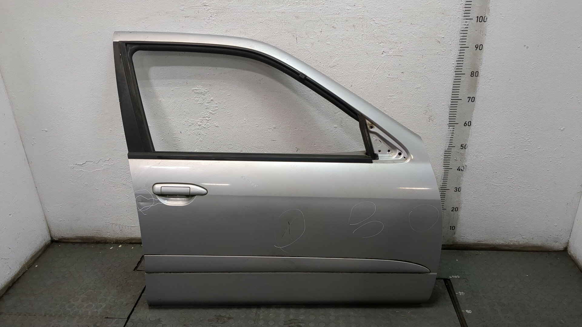 Дверь боковая (легковая) правая передняя Nissan Primera P11 Б/У