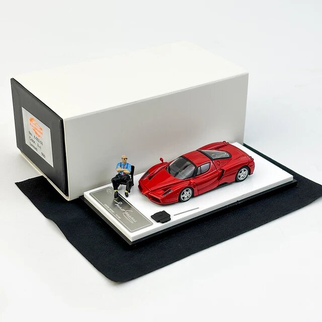 Модель автомобиля King Model 1:64 Enzo Figure Edition, миниатюрная литая модель из сплава с открытой крышкой, изготовленная на заказ, коллекционный подарок, украшение.