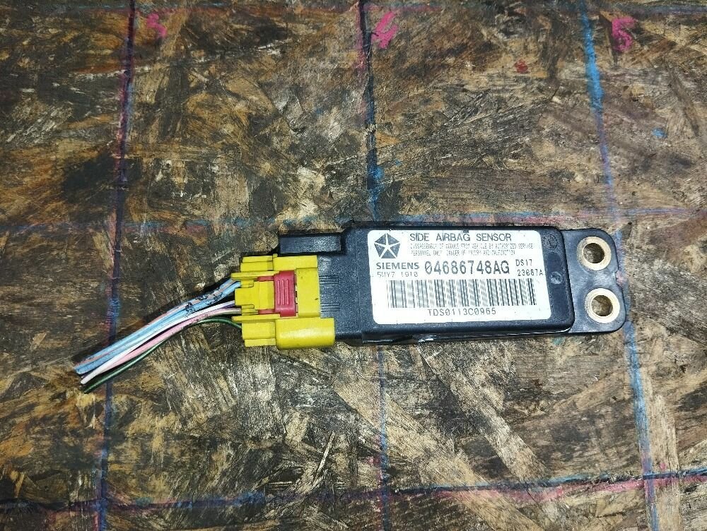 Датчик удара Крайслер Вояджер 4 Б/У с пробегом